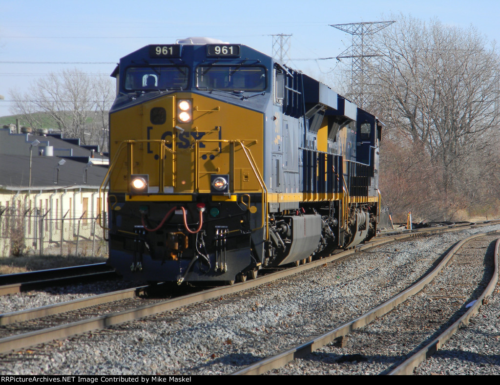 CSX 961